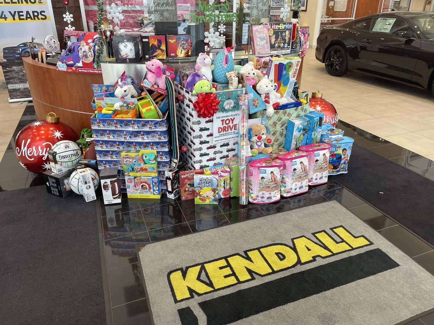 Toy Drive Benefiting the Giving Plate’s Jingle Store! | Kendall Auto Oregon