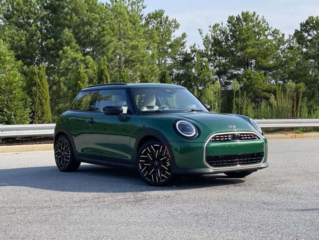 Understanding the Differences Between 4-Door and 2-Door MINI Coopers ...