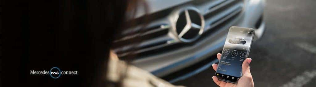What is Mercedes-Benz DISTRONIC PLUS® | Mercedes-Benz of Des Moines