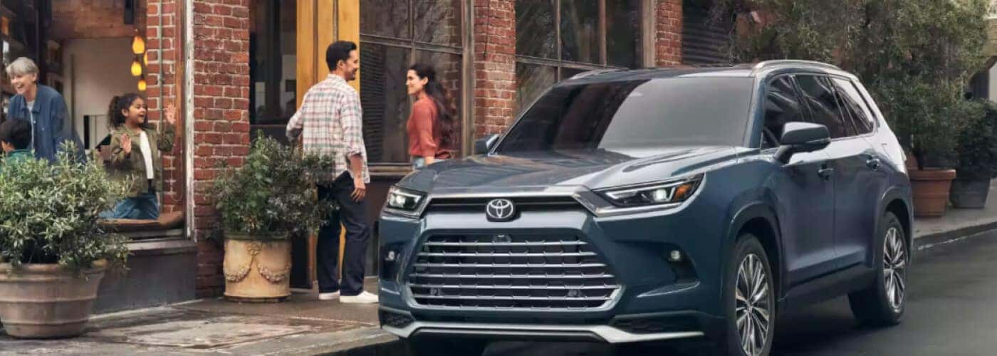 2024 Toyota Highlander vs. Grand Highlander | Star Toyota of Bayside